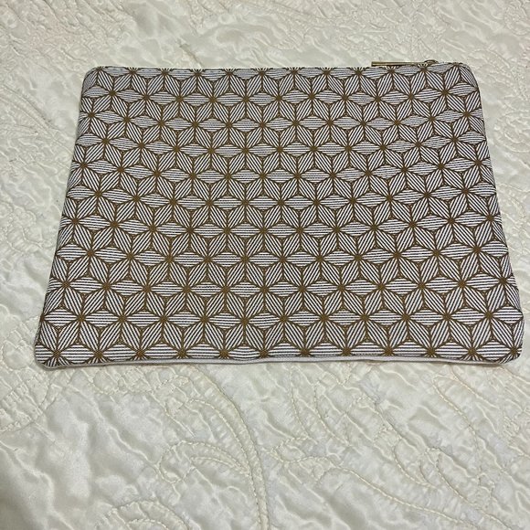 Skin & Co Roma | Bags | Nwot Skin Co Roma Cosmetic Bag | Poshmark